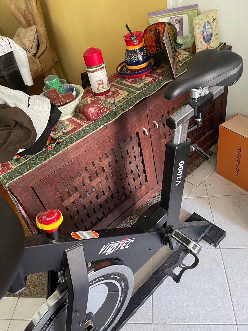 Vortex V1000 Spin Bike, Sports Equipment, Exercise & Fitness, Cardio ...
