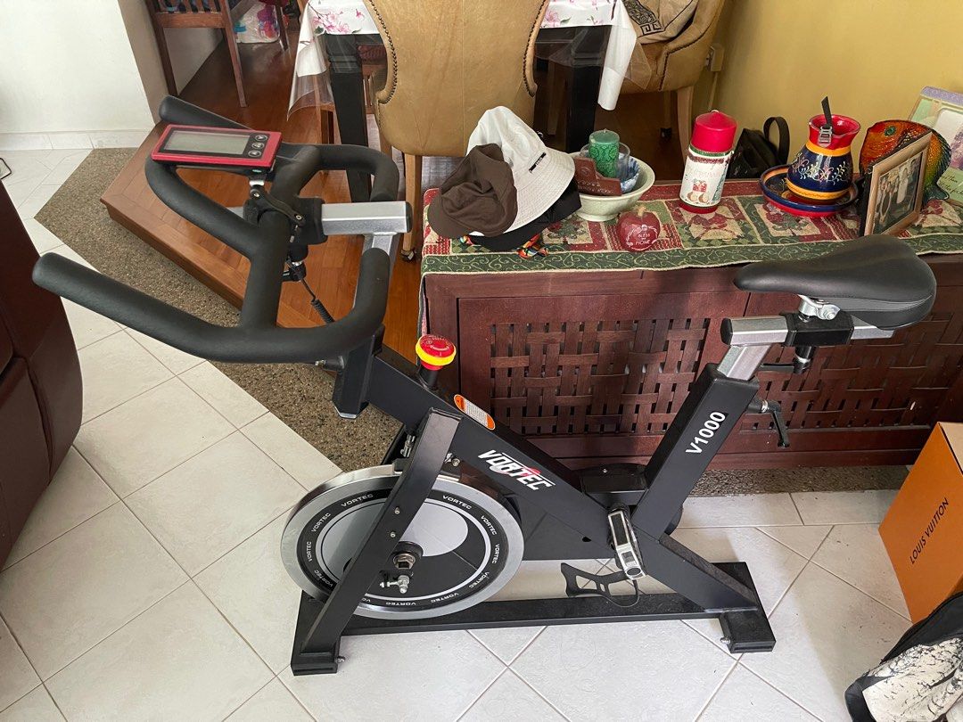 Vortex V1000 Spin Bike, Sports Equipment, Exercise & Fitness, Cardio ...
