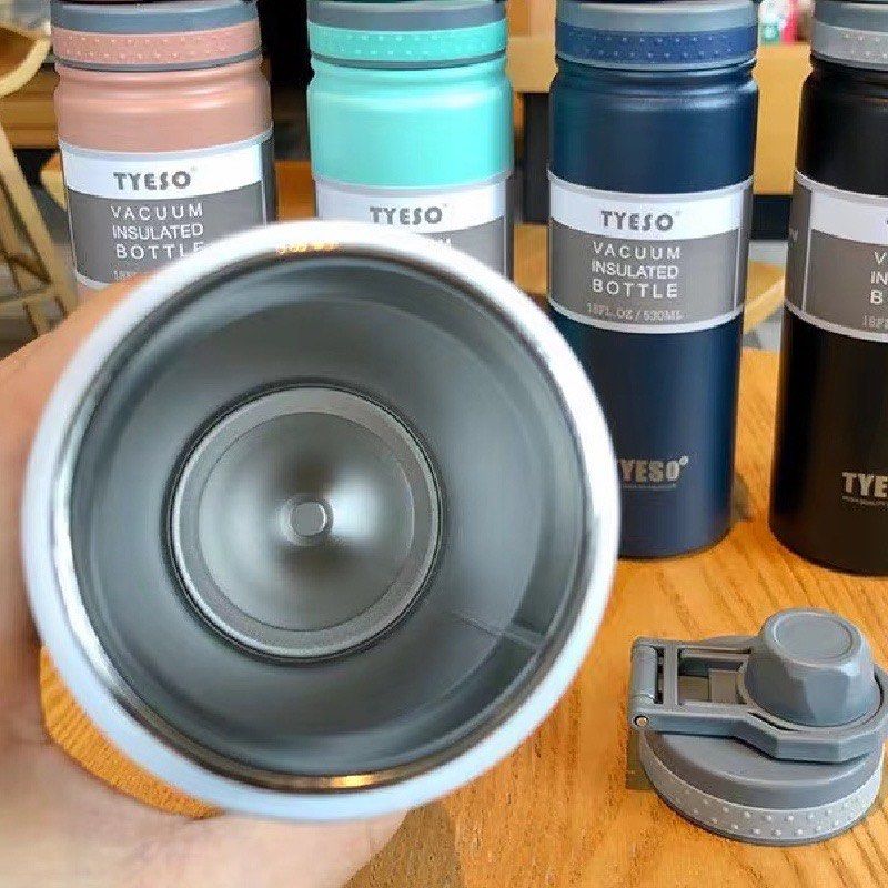 Tyeso 750 ml Insulated tumbler / Vacuum flask, Furniture & Home Living, Kitchenware & Tableware ...