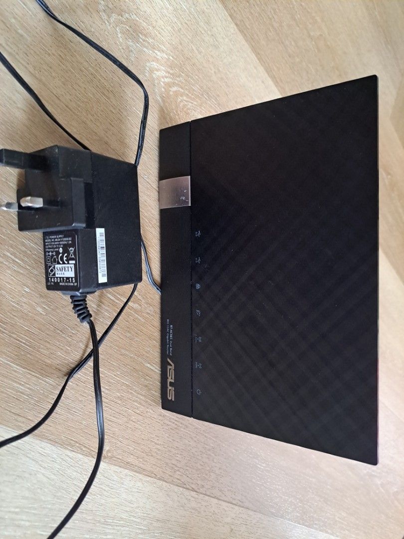 Used wifi router, Computers & Tech, Office & Business Technology on ...