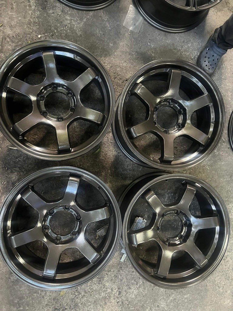 18" Gramlights design gray mags used 6Holes pcd 139 newly painted, Car ...