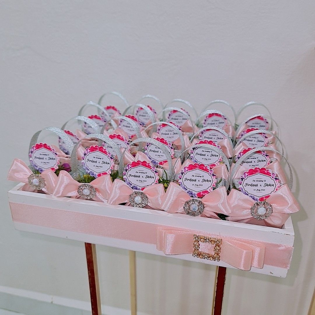 Bunga rampai acrylic cups, wedding potpourri, Hobbies & Toys ...