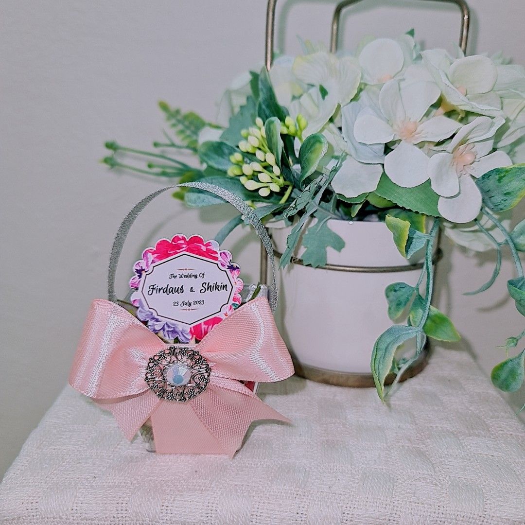 Bunga rampai acrylic cups, wedding potpourri, Hobbies & Toys ...