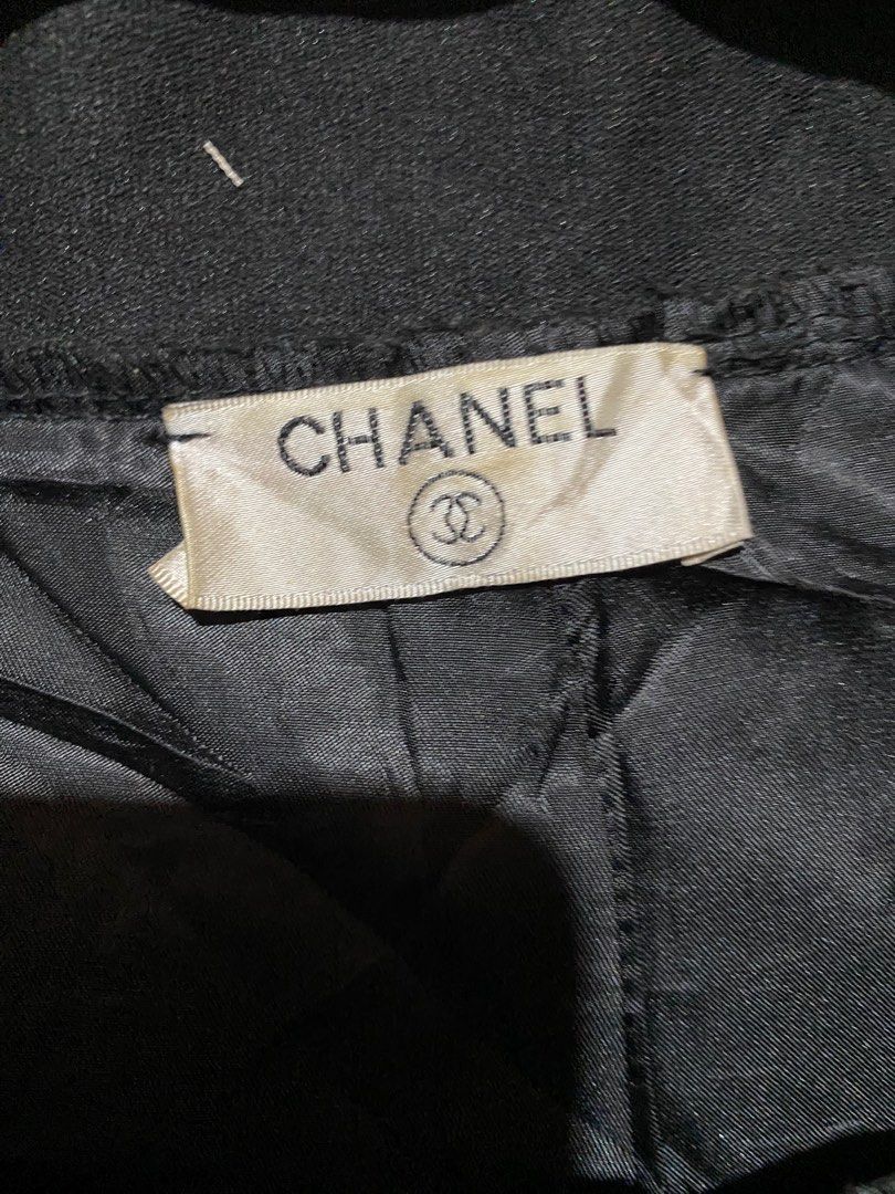 Chanel, Women's Fashion, Bottoms, Shorts on Carousell