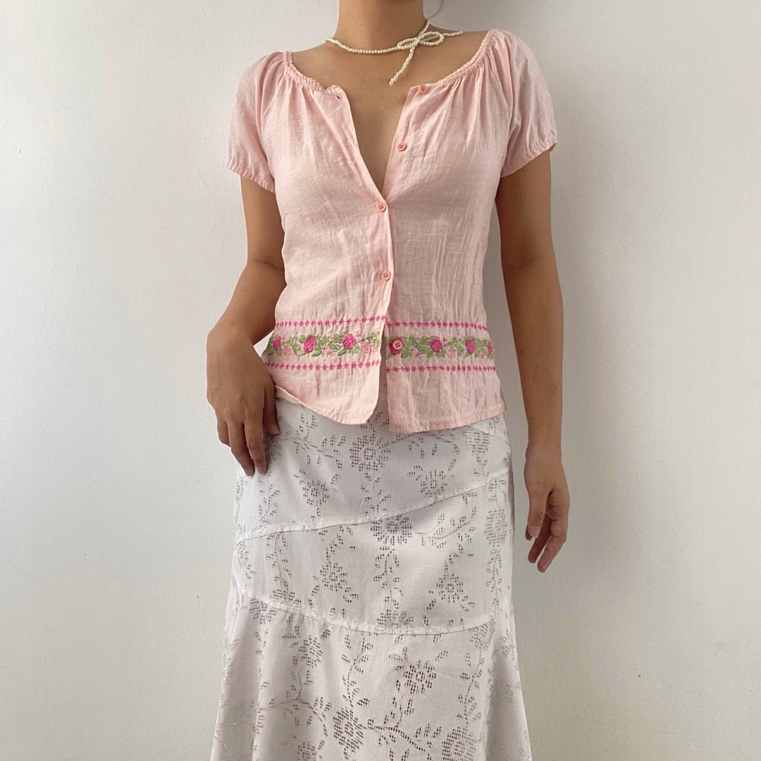 Cottagecore floral embroidered pink buttoned top, Women's Fashion, Tops ...
