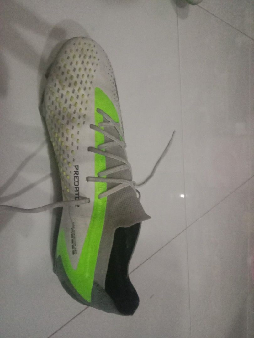 Crazy fast Predator boots, Men's Fashion, Footwear, Boots on Carousell