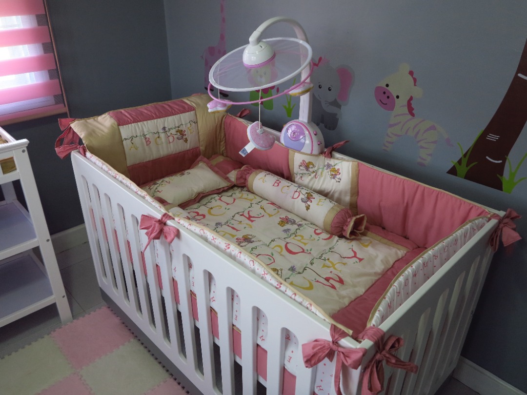 Cuddlebug Maddison 3 in 1 Crib, Babies & Kids, Baby Nursery & Kids ...