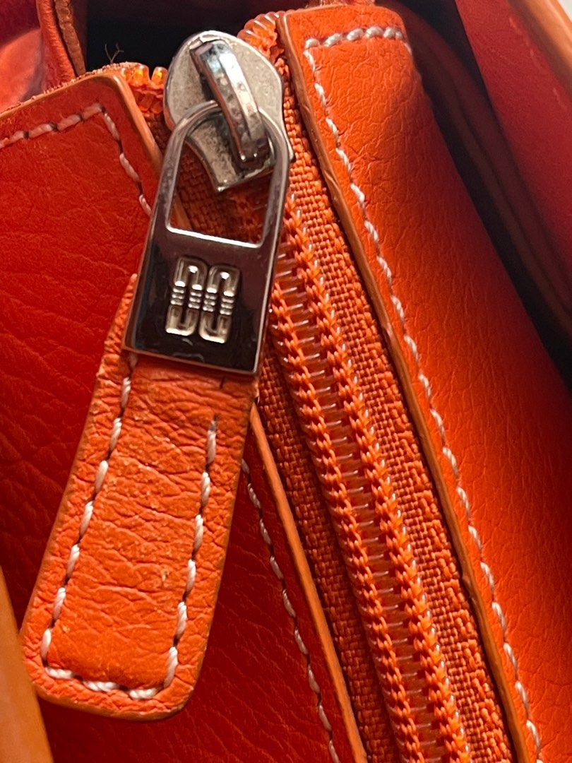 Daks hand/shoulder bag, Women's Fashion, Bags & Wallets, Shoulder Bags ...