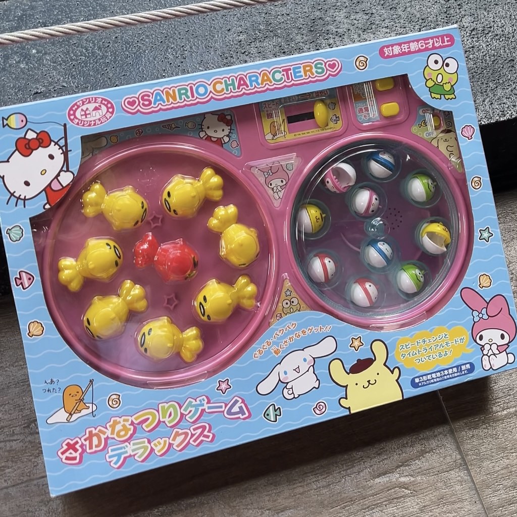 Fish Toy Game Sanrio Characters (Gudetama, Hello Kitty, My Melody ...