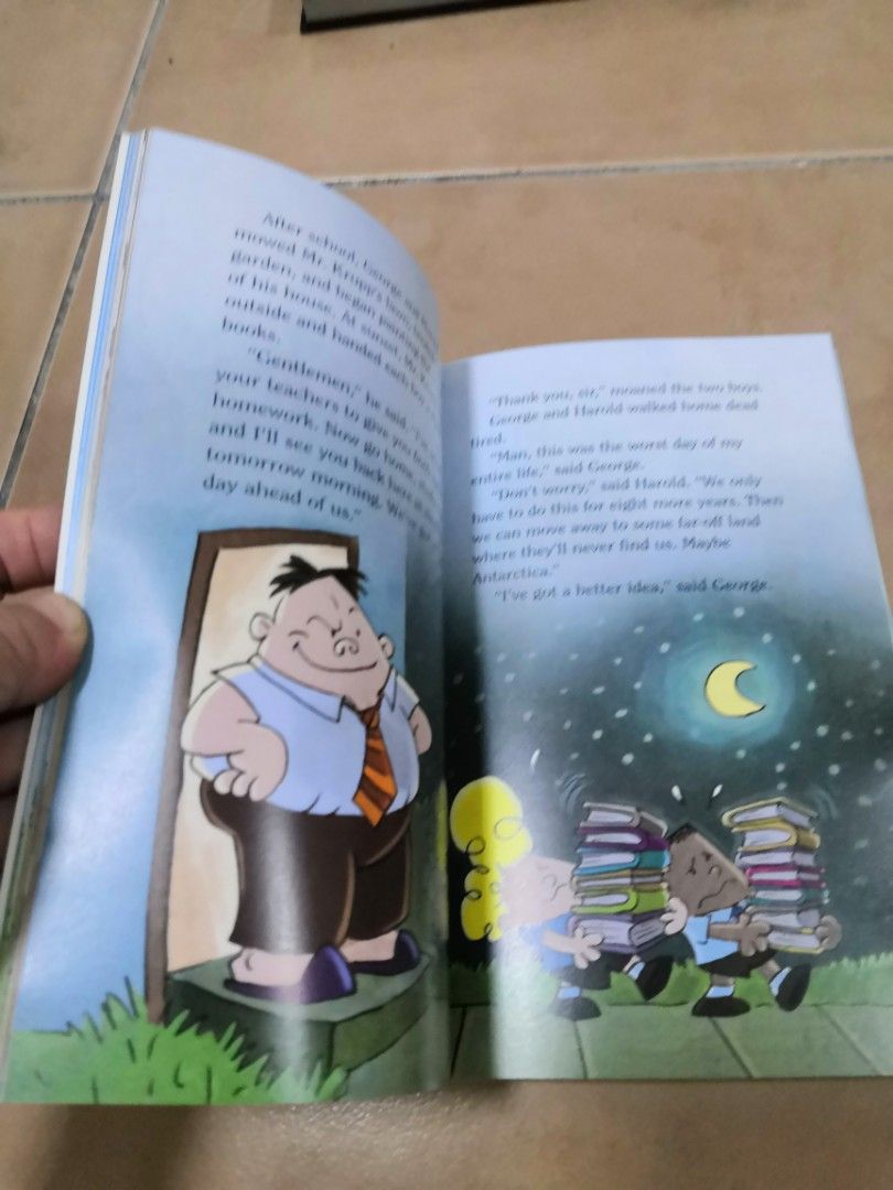 Full color Captain Underpants The First Epic Novel, Hobbies & Toys ...