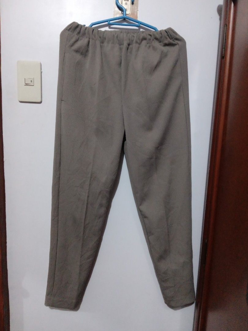 Garterized, Women's Fashion, Bottoms, Jeans on Carousell
