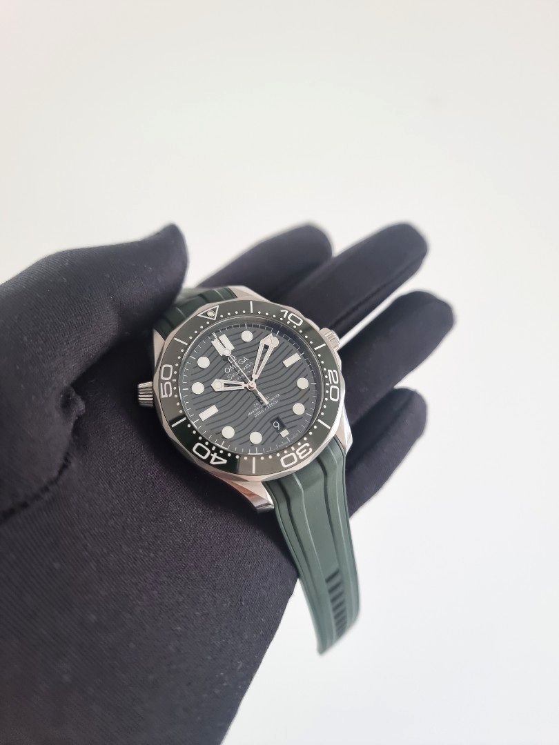GREEN OMEGA SMPC SEAMASTER SEA MASTER DIVER 300 300M 21032422010001 ...
