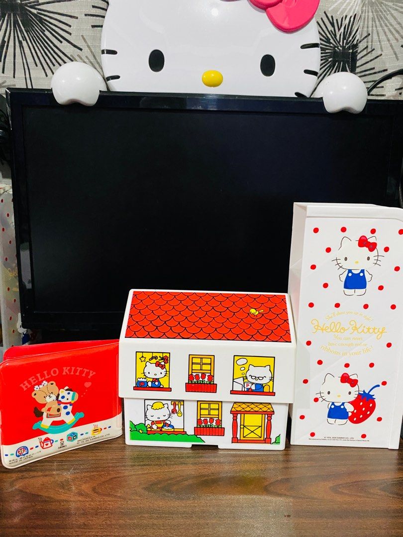 HELLO KITTY BUNDLE, Everything Else, Others on Carousell