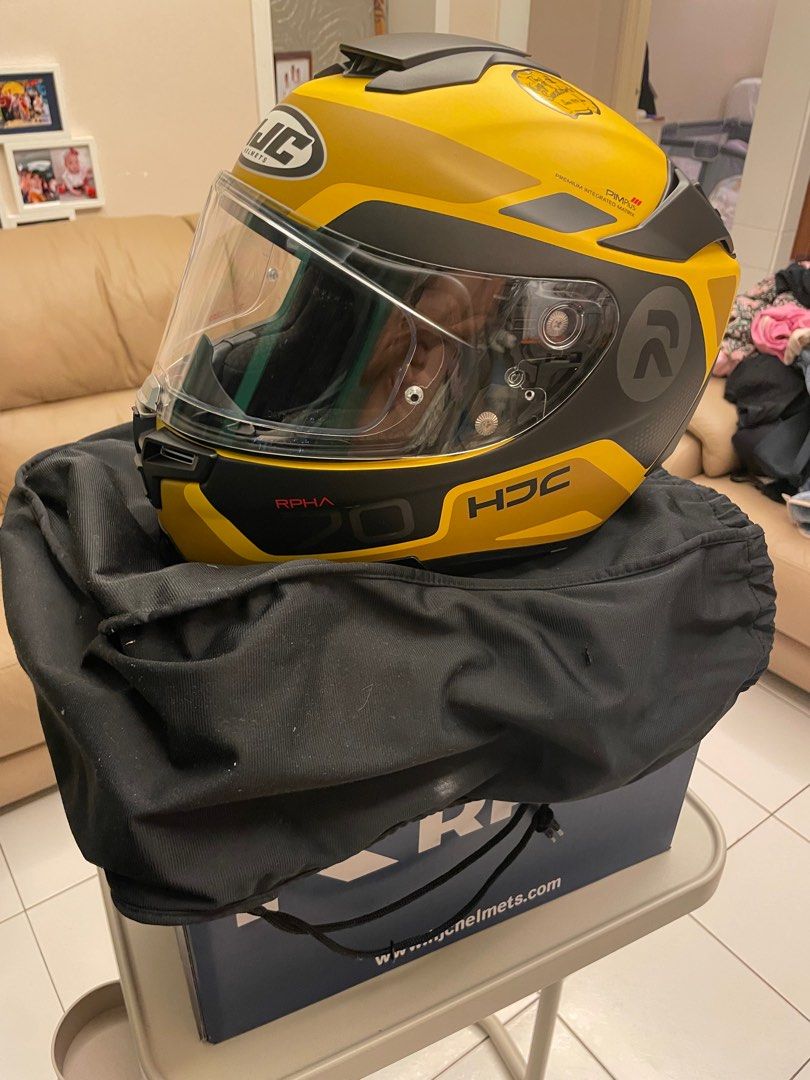 HJC Rpha 70 like new, Motorbikes on Carousell