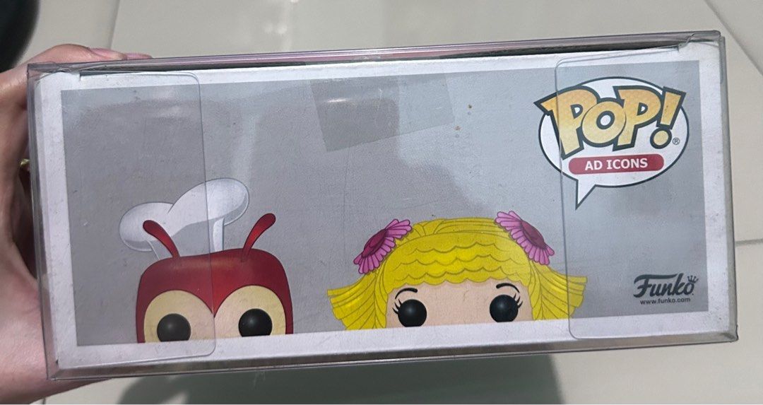 Jollibee & Hetty Spaghetti 2, Hobbies & Toys, Toys & Games on Carousell