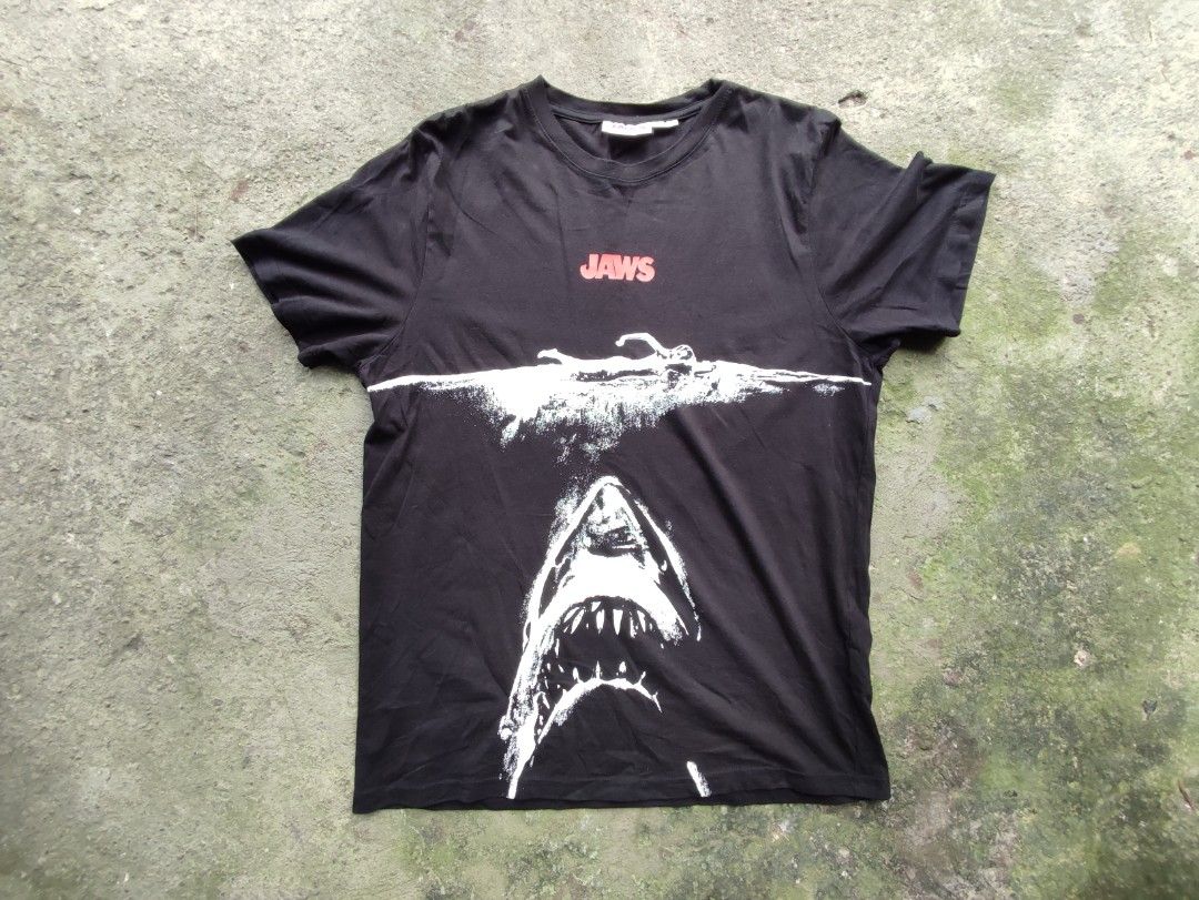 MOVIE SHIRT: JAWS OFFICIAL MERCH, Men's Fashion, Tops & Sets, Tshirts ...