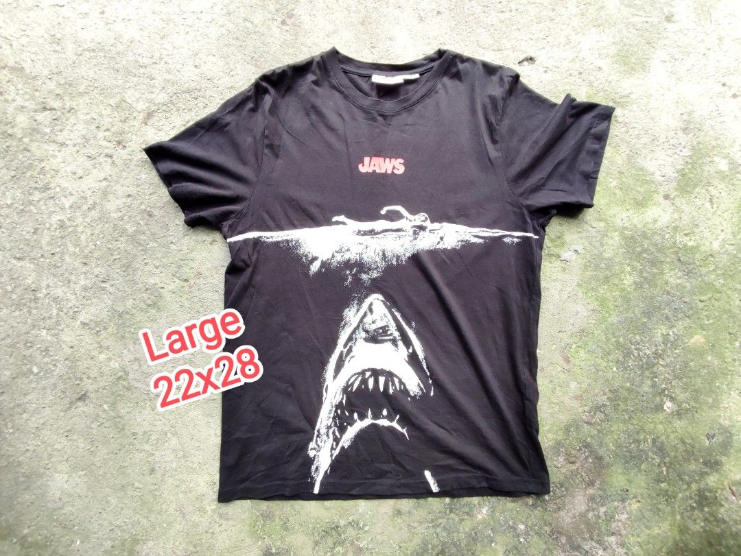MOVIE SHIRT: JAWS OFFICIAL MERCH, Men's Fashion, Tops & Sets, Tshirts ...