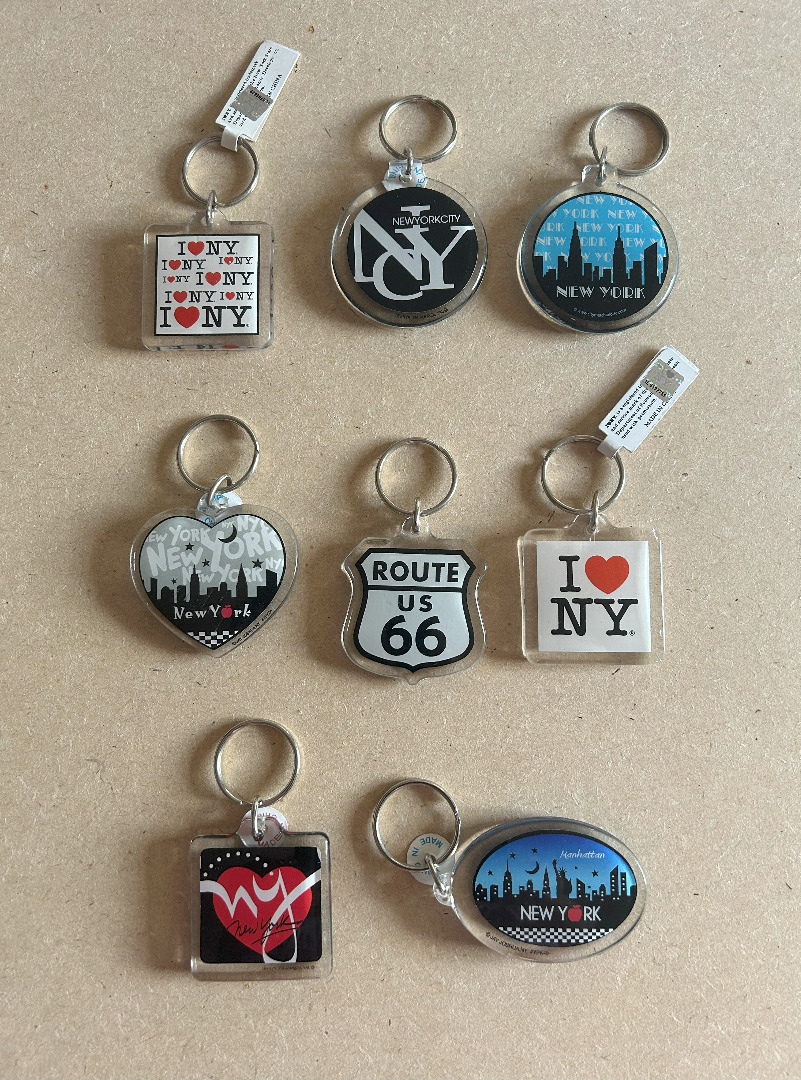 New York City Keychains, Hobbies & Toys, Memorabilia & Collectibles ...