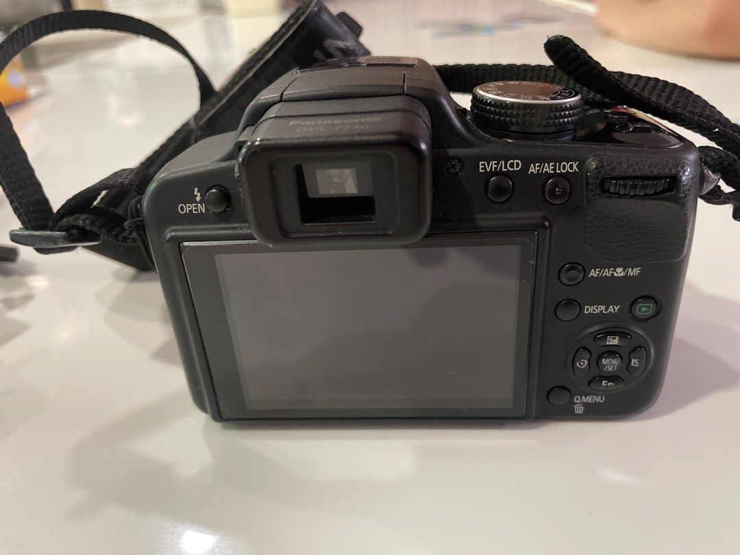 Panasonic LUMIX DMC-FZ40, Photography, Cameras on Carousell