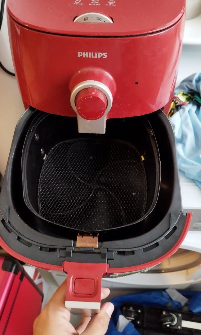 Philips Red Air Fryer, TV & Home Appliances, Kitchen Appliances, Fryers ...