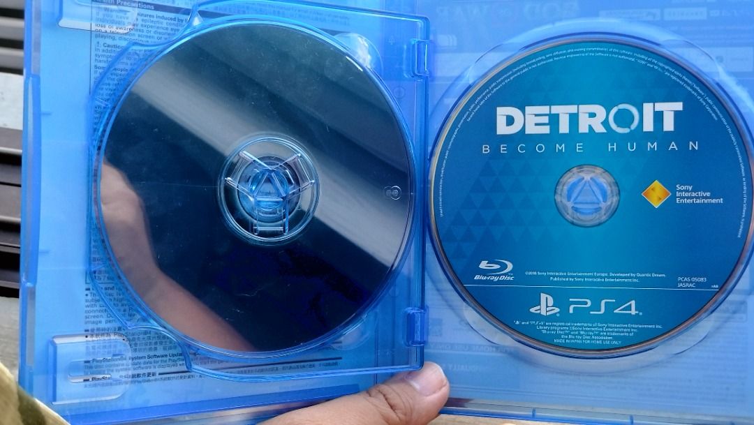 PS4 Game CDs - God of War and Detroit Become Human, Video Gaming, Video ...