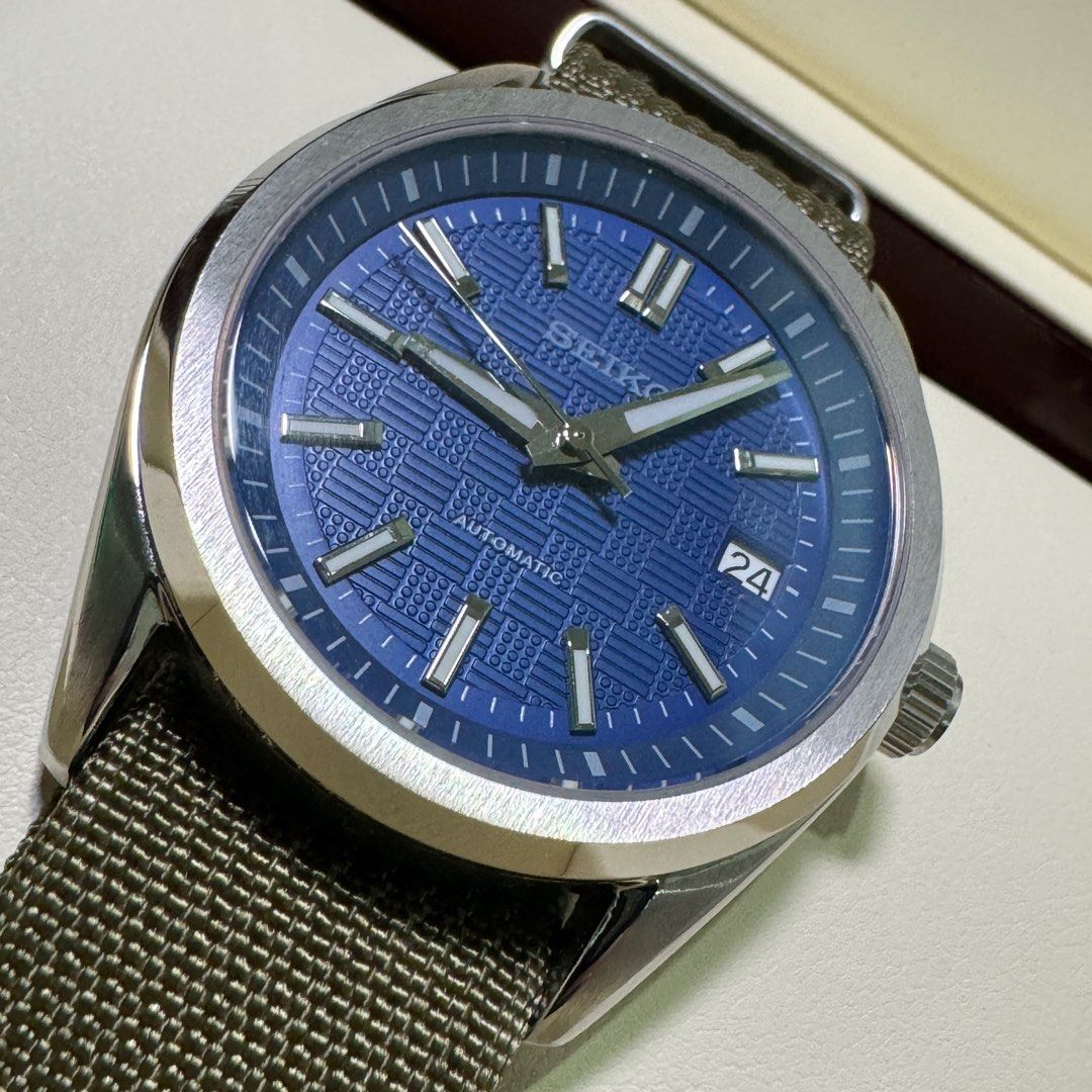 Seiko Mod - New Blue Waffle Dial Custom Watch, Men's Fashion, Watches ...