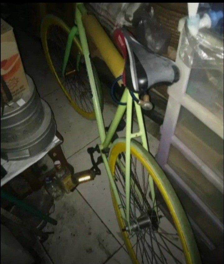 Sepeda Fixie / Sepeda Balap, Olah Raga, Sepeda di Carousell