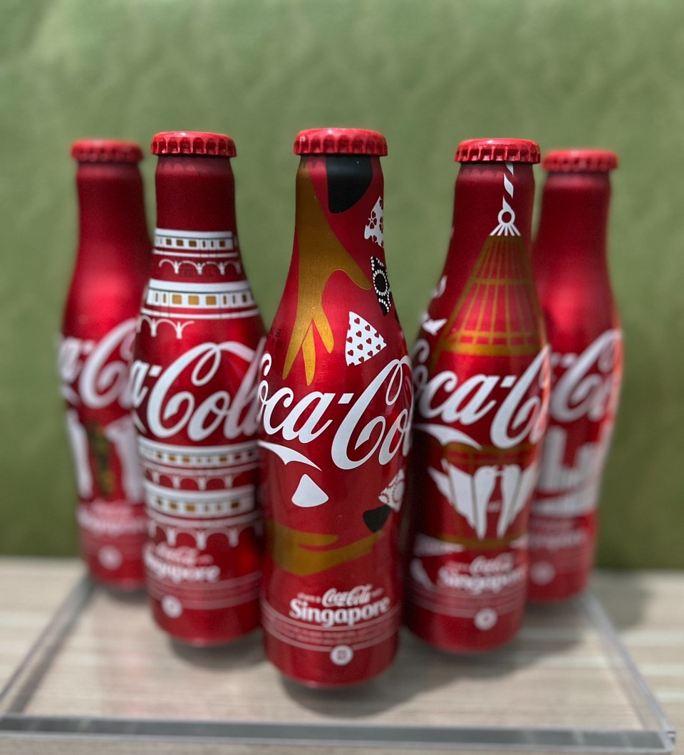 SG50 Limited Edition Coca Cola collectible 5 x 250 ml unopened aluminum ...