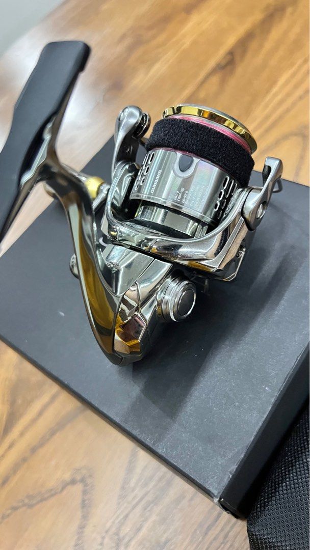 Shimano Stella 1000 fj, Sports Equipment, Fishing on Carousell
