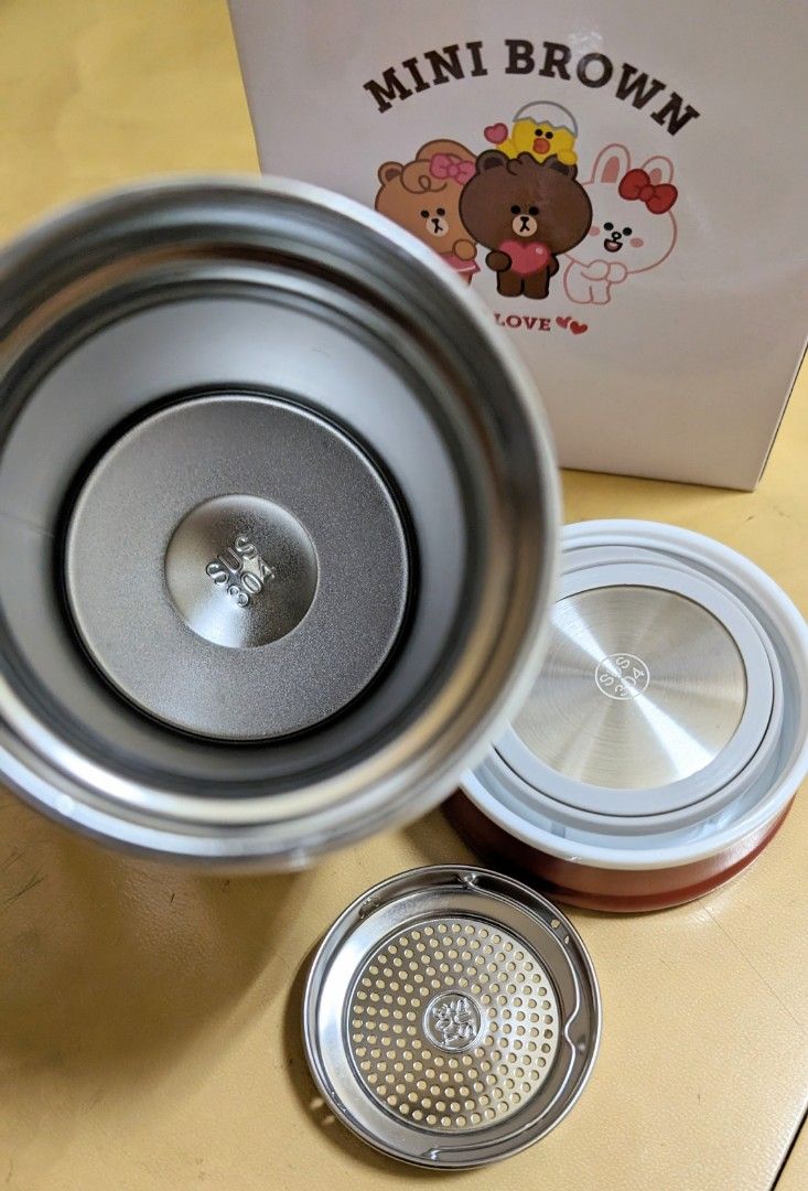 SOGO 週年慶 來店禮 滿額禮 LINE FRIENDS 友想溫暖你 保溫杯 保溫壺 保溫瓶 304不鏽鋼, 家具及居家用品, 廚具和餐具, 水杯、水壺在旋轉拍賣