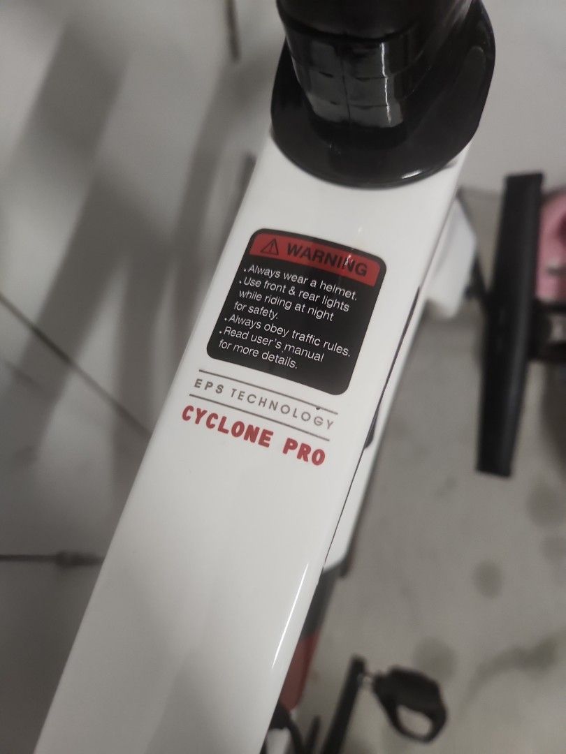 Twitter cyclone pro road bike carbon, Sports Equipment, Bicycles ...