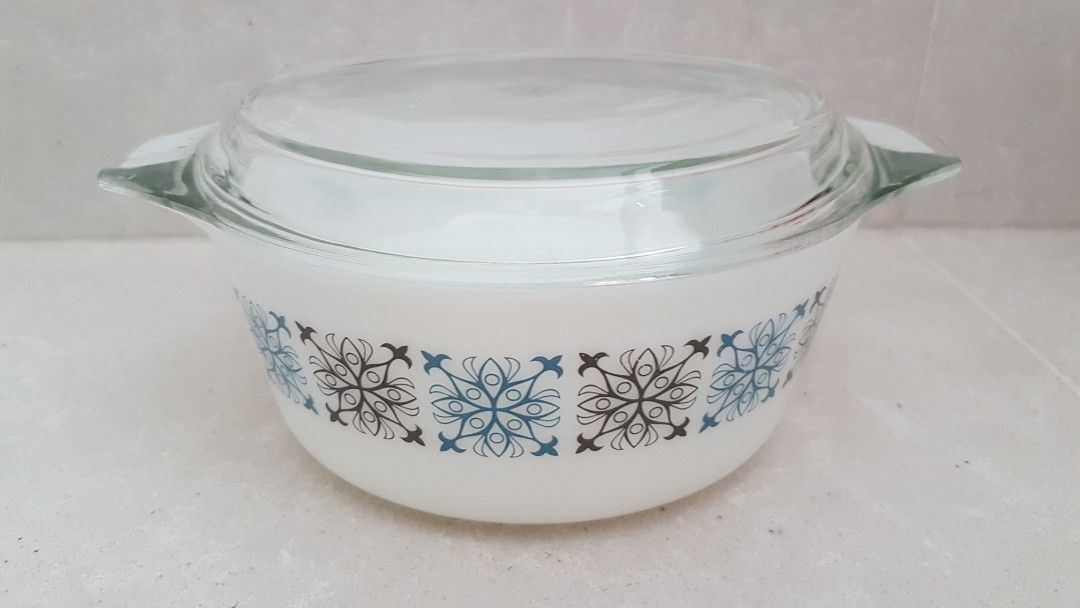 Vintage 1960/70 JAJ Pyrex Chelsea Casserole Dish Bowl with Glass Lid ...
