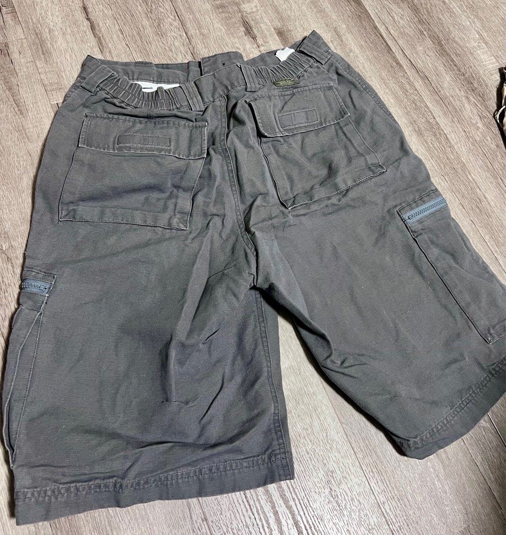 vintage cargo jorts, Men's Fashion, Bottoms, Shorts on Carousell