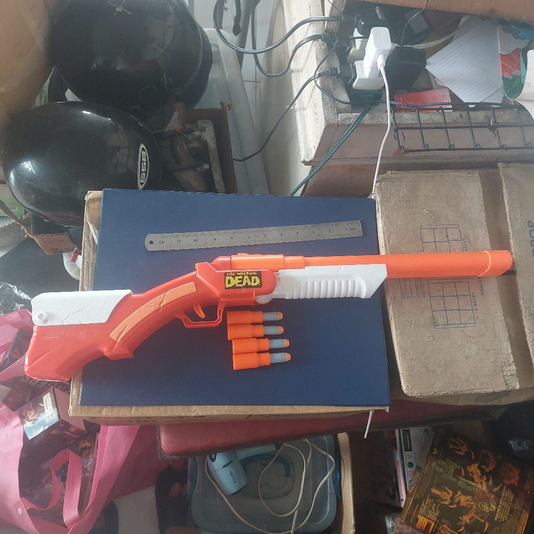 Walking Dead Double Barrel Shotgun NERF Buzz Bee, Hobbies & Toys, Toys ...