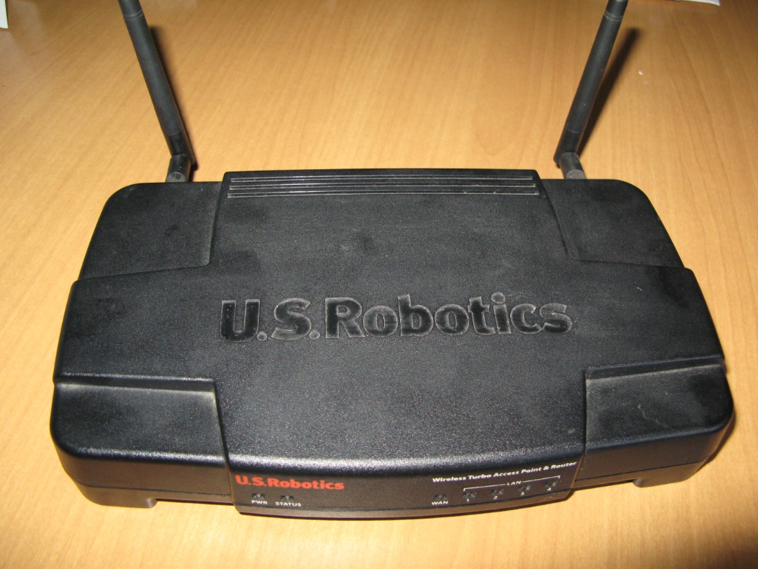 Wi-Fi router by US Robotics, Computers & Tech, Office & Business ...