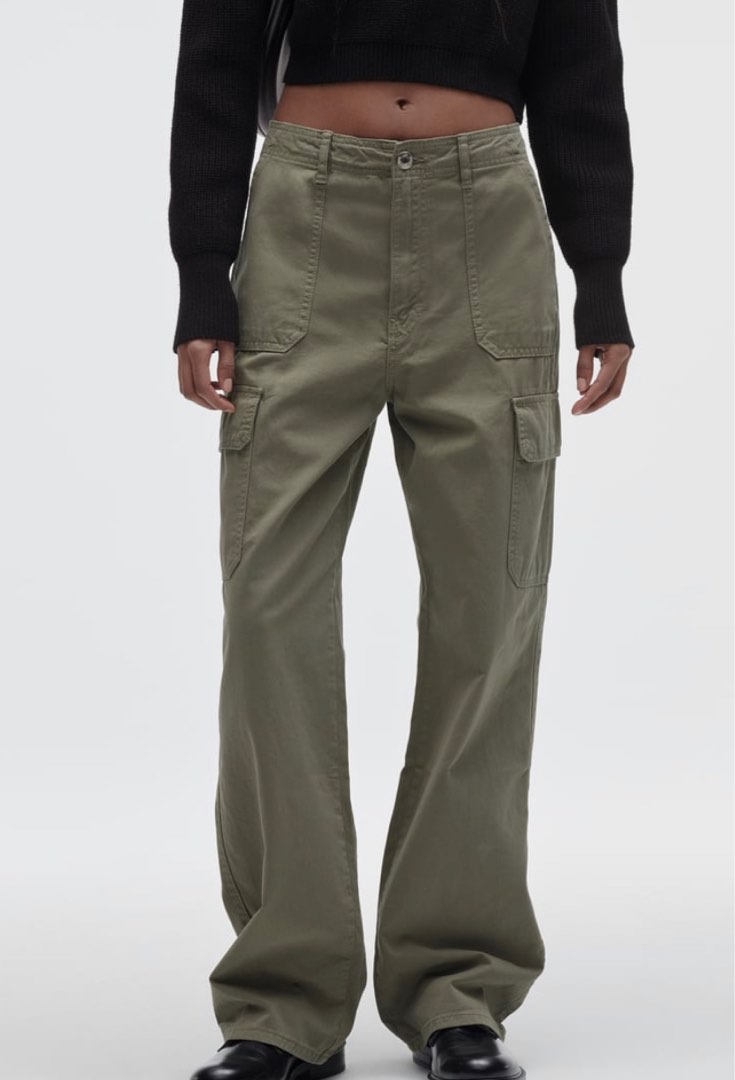 Zara Cargo, Women's Fashion, Bottoms, Jeans on Carousell