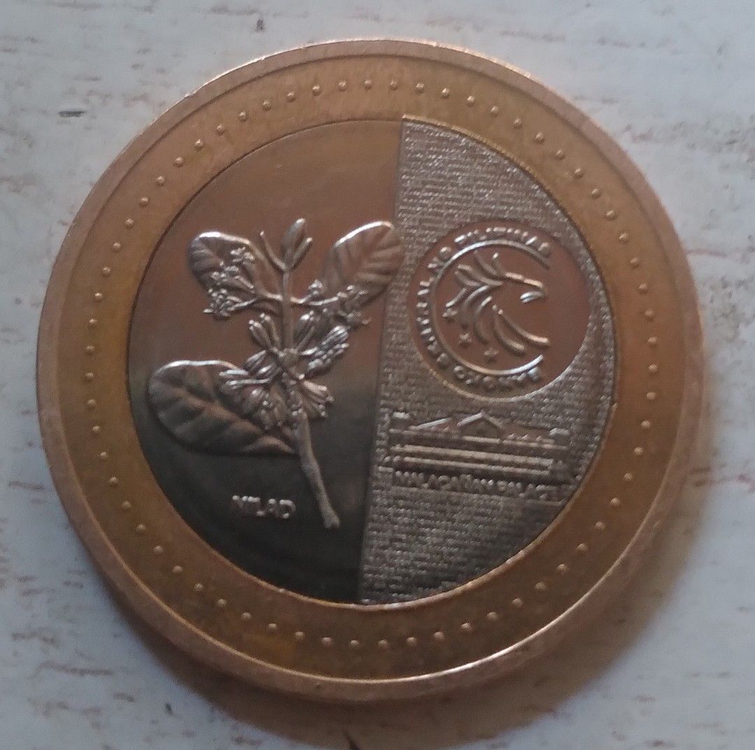 20 pesos lampas ang kwelyo, Hobbies & Toys, Memorabilia & Collectibles ...