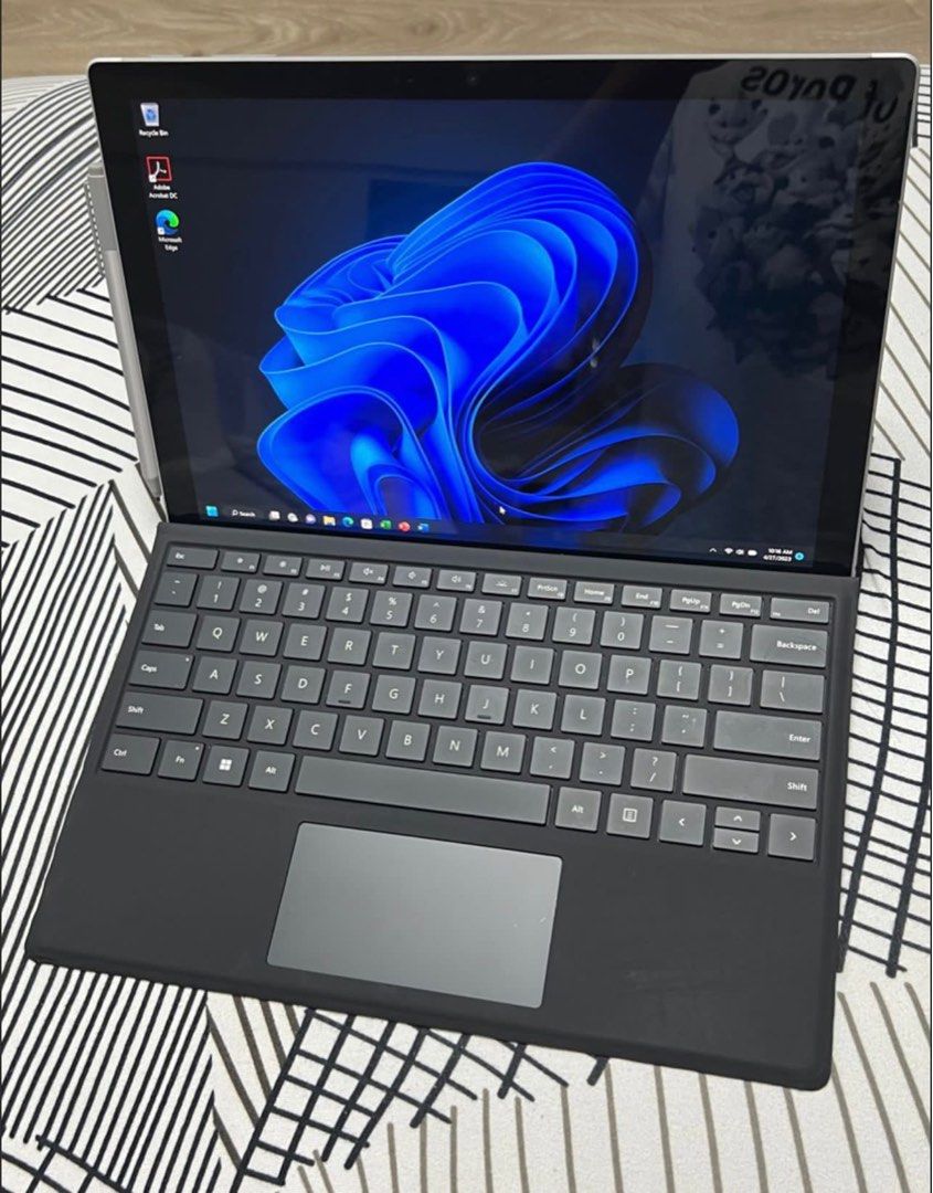 Microsoft Surface Pro 7+ Platinum Laptop | i5-1135G7 8GB 512GB | Wi-Fi ...