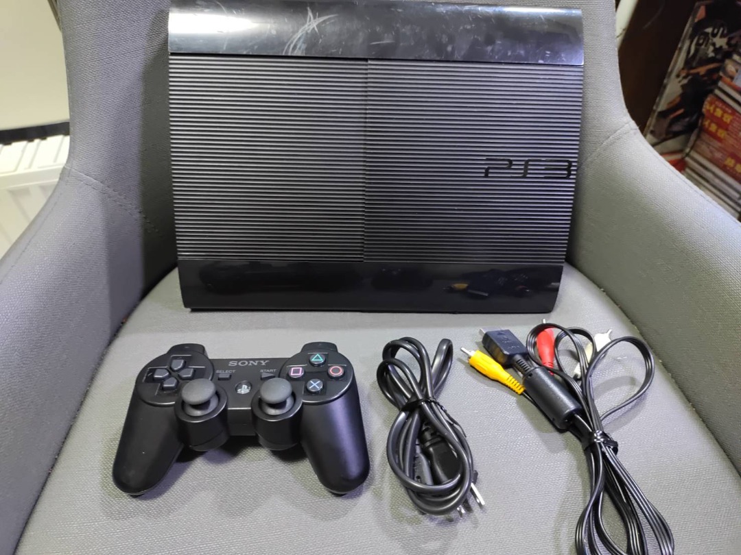 稀少良品 二手PS3 4007B型 遊戲主機 250G 木炭黑色 薄型滑蓋式 加原廠搖桿 AV電源線, 電玩遊戲相關, 電玩、電腦遊戲軟體, PlayStation在旋轉拍賣