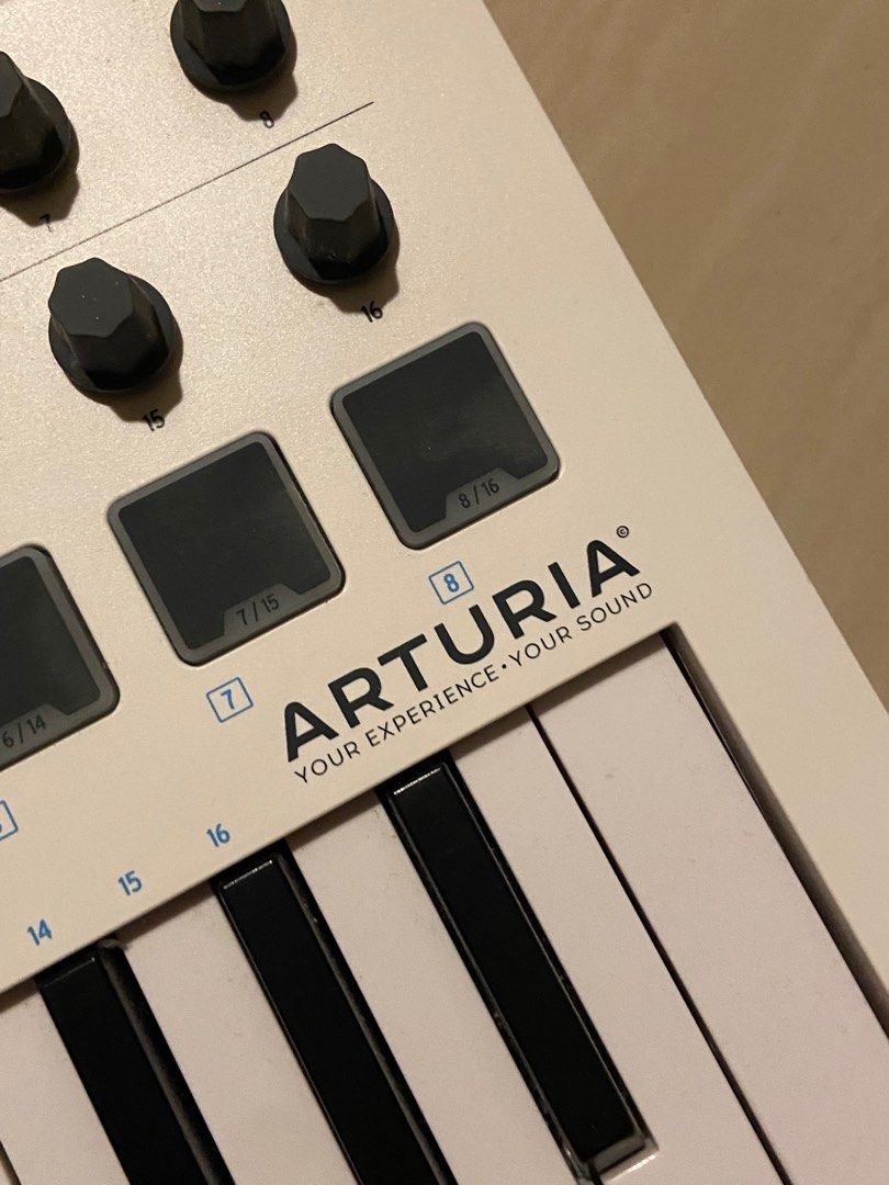 Arturia MiniLab MK2 25 Slim-Key MIDI Controller / MIDI Keyboard ...