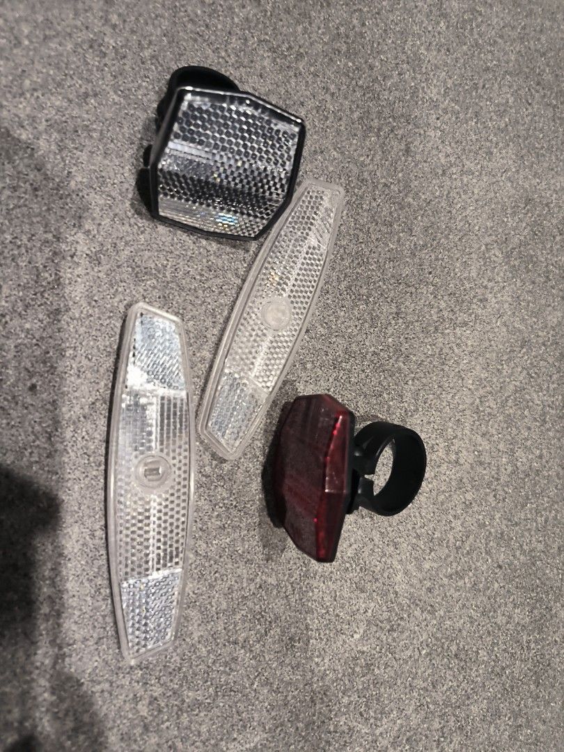 Bike reflectors set, Sports Equipment, Bicycles & Parts, Parts ...