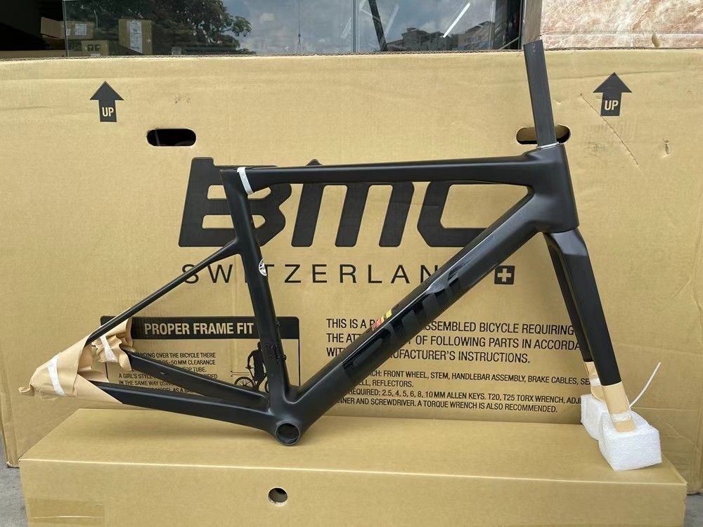 BMC SLR01 frame set roadbike carbon, Sports Equipment, Bicycles & Parts ...