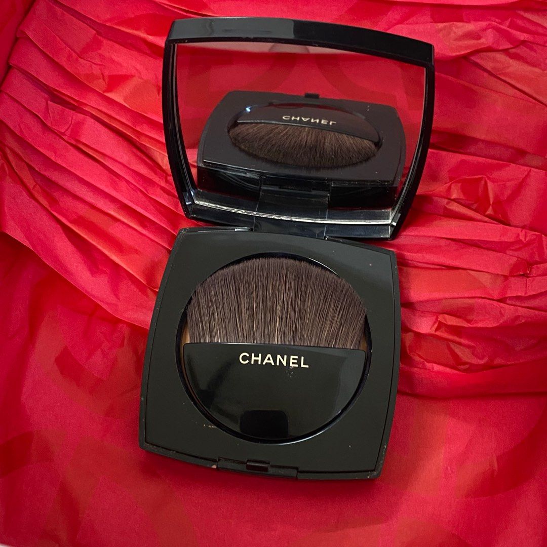 Chanel Compact Powder, Beauty & Personal Care, Face, Makeup on Carousell