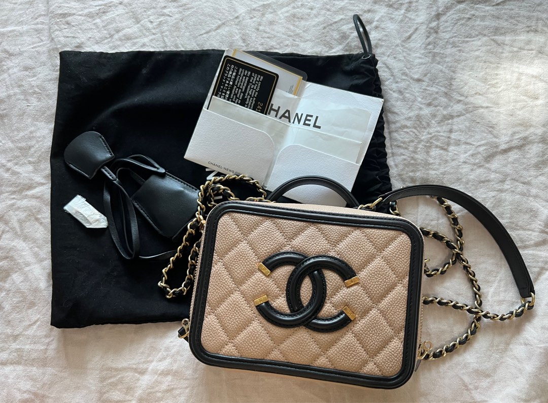 Chanel Mini/Small Vanity Filigree Bag, Luxury, Bags & Wallets on Carousell