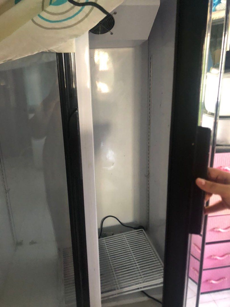 Chiller, Furniture & Home Living, Kitchenware & Tableware, Food ...