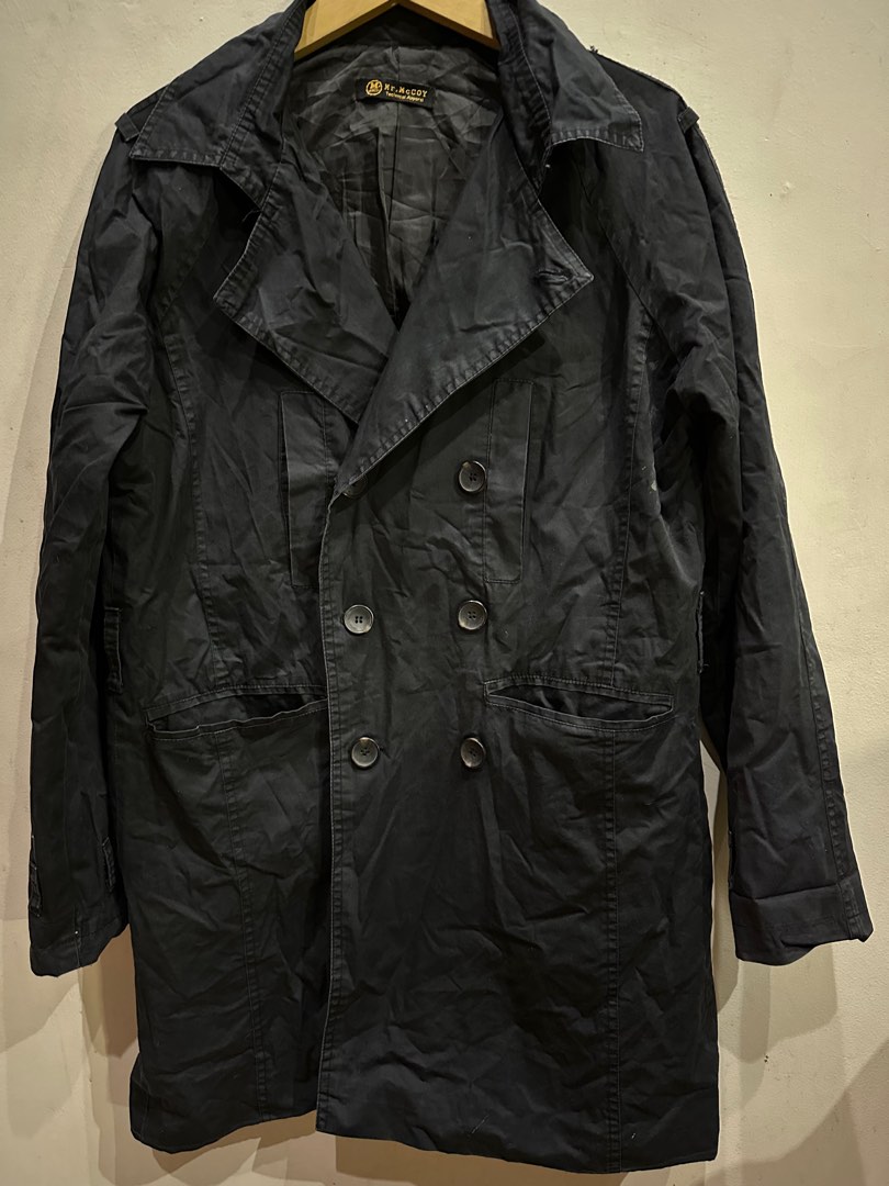 Coat hitam minus noda, Fesyen Wanita, Pakaian Wanita, Baju Luaran di ...