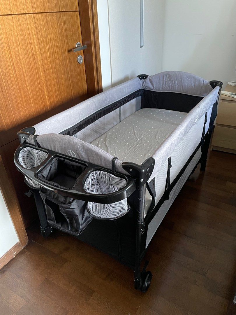 Co-sleeper Playpen Rocking Cradle Portable Cot, Babies & Kids, Baby ...