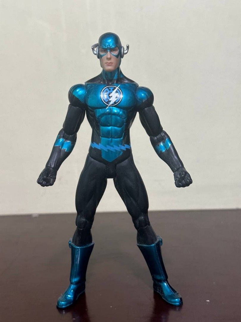 Dc Direct Flash Set, Hobbies & Toys, Toys & Games on Carousell