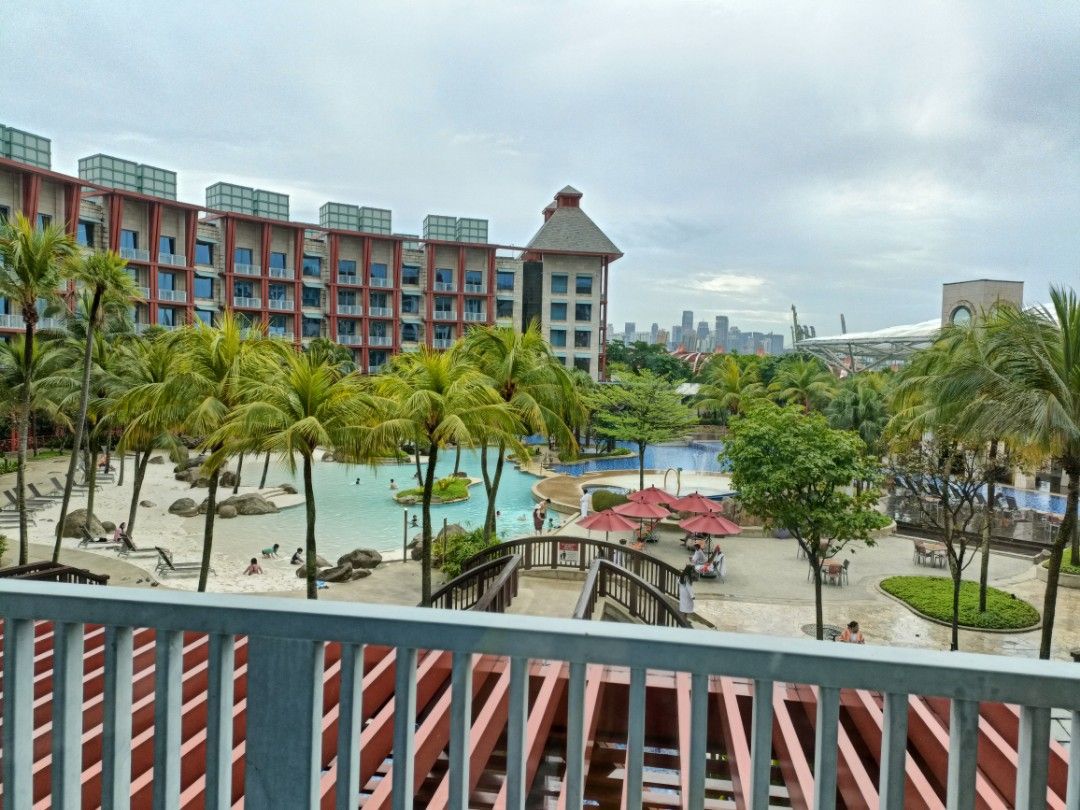DECEMBER RWS HARD ROCK HOTEL POOL VIEW DELUXE ROOM, Tickets & Vouchers ...