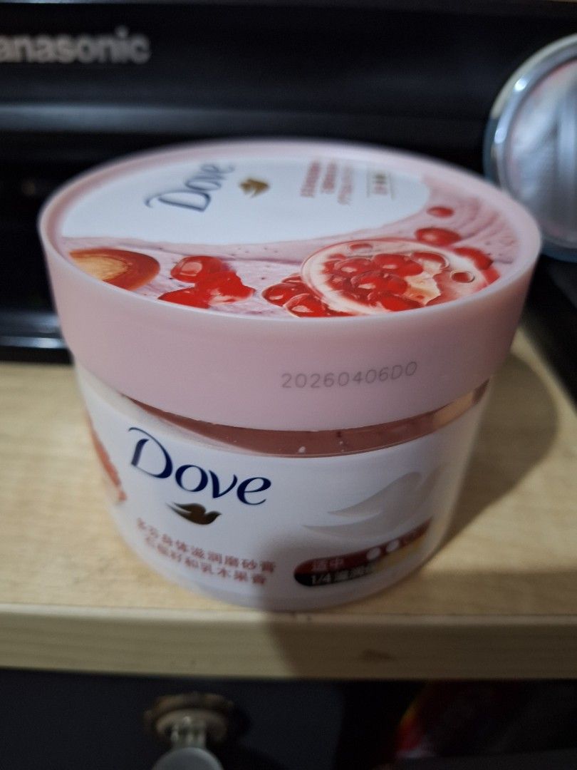 Dove facial wash, Beauty & Personal Care, Face, Face Care on Carousell